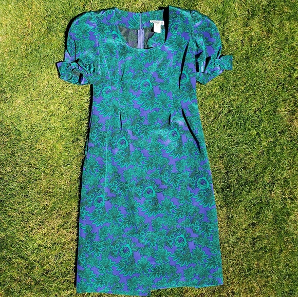 taurus 2 | Dresses | Taurus 2 Vintage Cocktail Dress Padded Shoulders ...